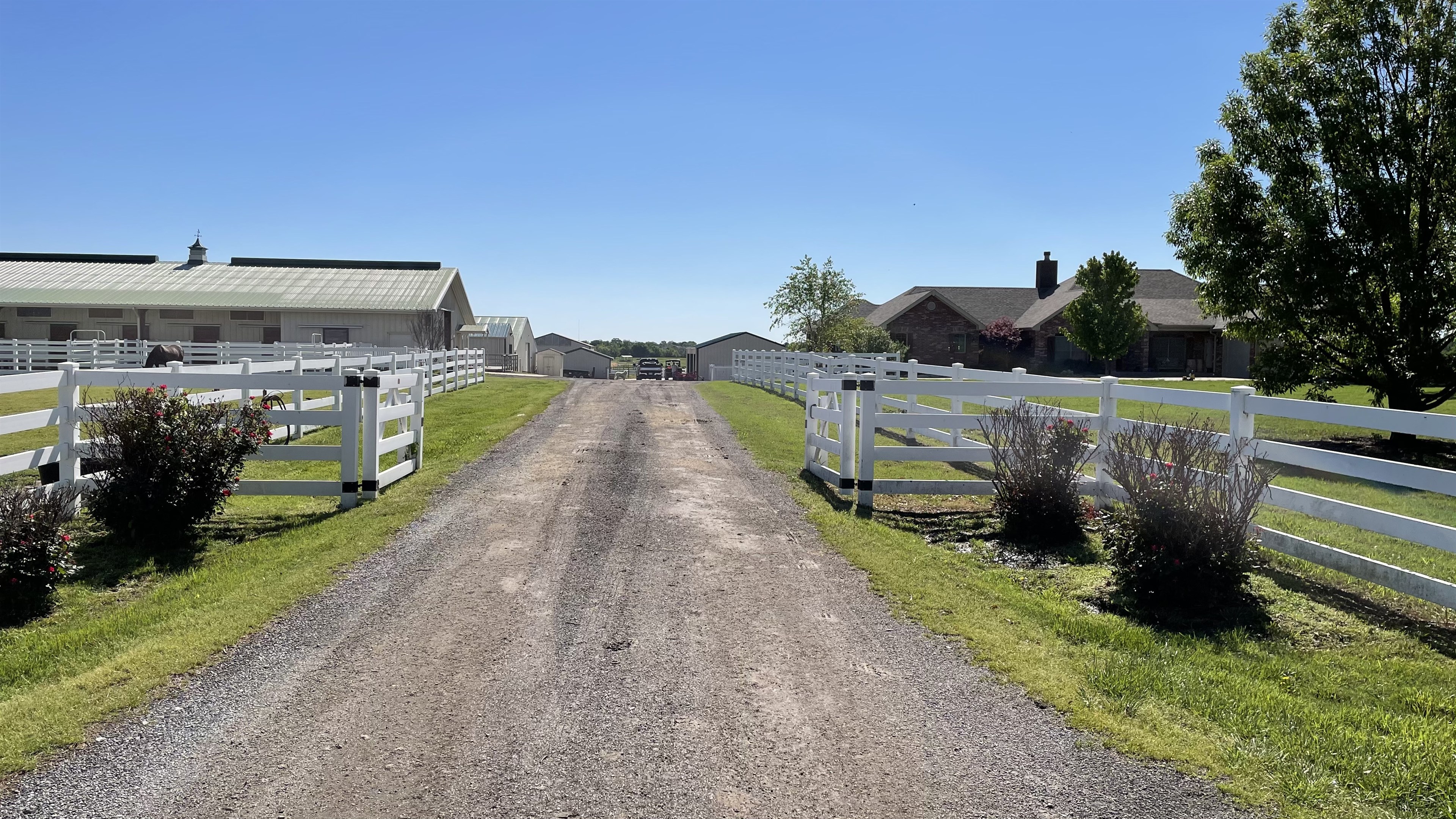 Locations Hub - Prairie Lane Farm